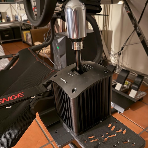 Moza SRP and SRP Lite Pedal Mounting Kit for Playseat Challenge - Etsy