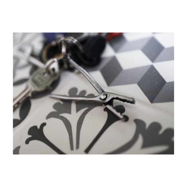 Mini Tongs Keyring - Etsy