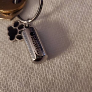 Dog Urn Cremation Keychain, Personalized Memorial Ashes Keychain Gift ...