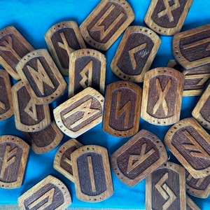 Wooden Runic Set, 25 Pcs With Velvet Pouch Wood Runes Elder Futhark - Etsy