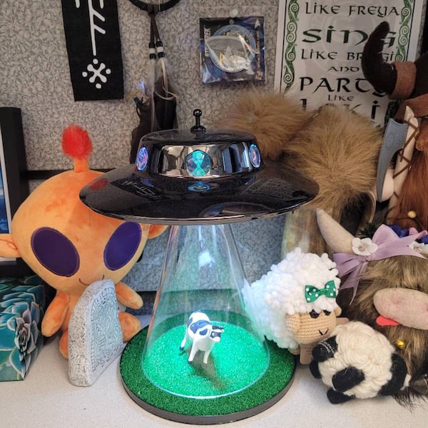 The Original Alien Abduction Lamp - UFO Cow Flying Saucer LED Night ...
