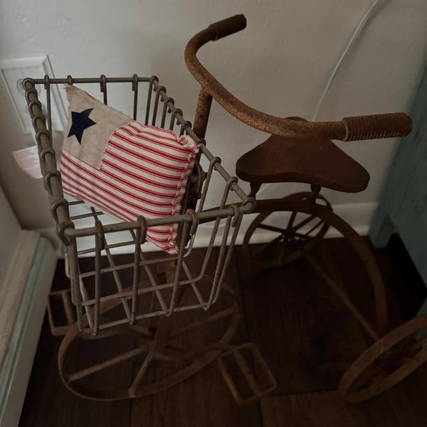 Farmhouse American Flag Pillow, Patriotic Stuffed Vintage Style Small ...