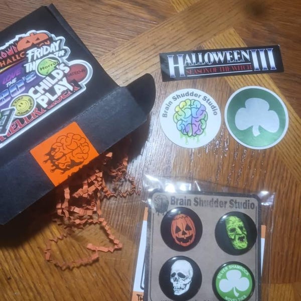 Child's Play Chucky Doll Box | Ships to You Cut, With Fold Lines Scored ...