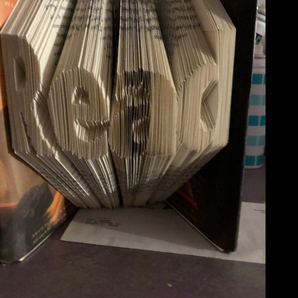 Read Book Folding Pattern and Beginners Tutorial. Folded Book Art ...