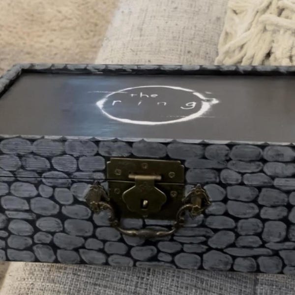 Samara Doll 15 Tall With VHS Tape / the Ring / Samara Morgan - Etsy