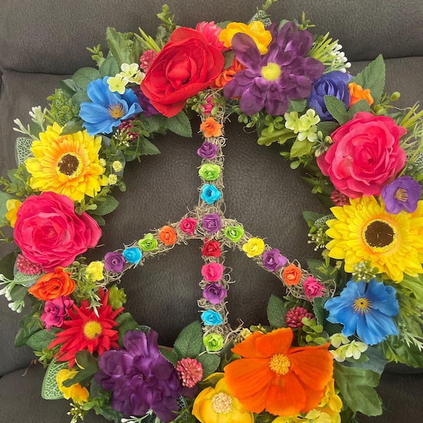 18" Wildflower and Greenery Peace Sign - Etsy