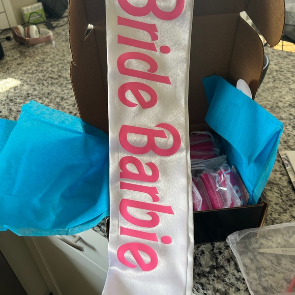 Custom Bachelorette Sassy Sash / Future Mrs Sash / Bride to Be Sash ...