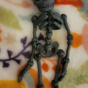 Skeleton Keychain made to Order Flexible Articulated Skeleton Fidget - Etsy