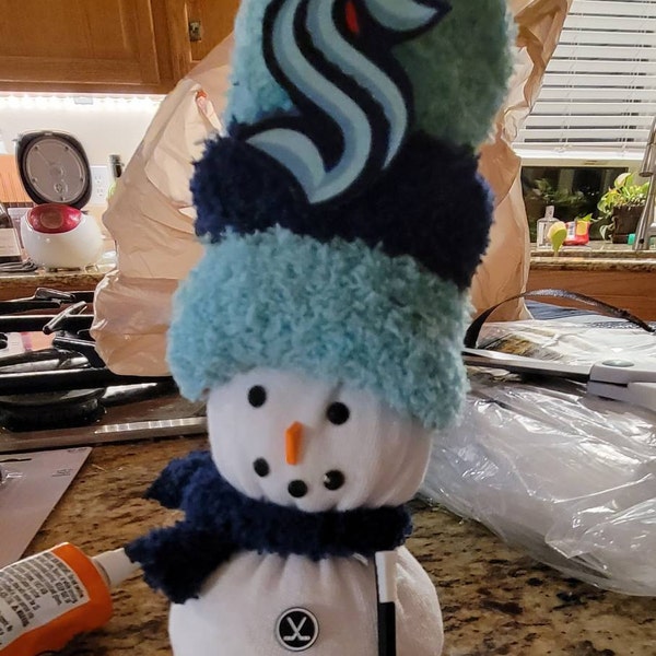 Hockey Puck Pins - Specialty Hockey Puck Pins - Memo Board Pins ...