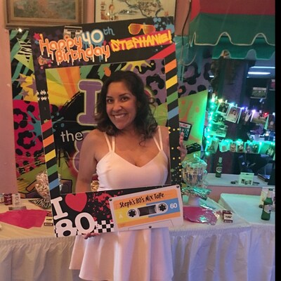 Printed and Shipped 80's Theme Photo Booth. Coroplast Photo Booth. - Etsy