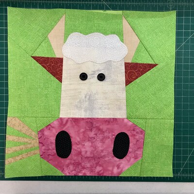 DEMI MOO Cow Block Paper Pieced Pattern in PDF - Etsy