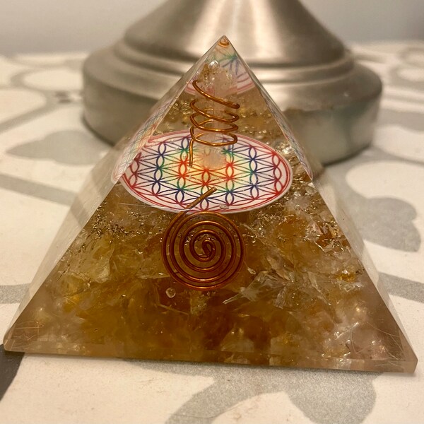 King Tutankhamun Side Profile Egyptian Papyrus - Etsy