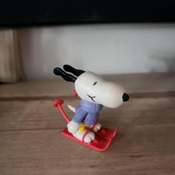 Pick Your Own #2 - Vintage Snoopy Peanuts, PVC Figures, Key Chains ...