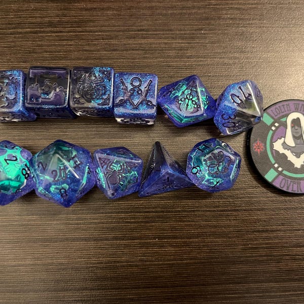 Lolth's Drow Exclusive 11 Dice Set | Underdark Chains & Spiders Dark ...