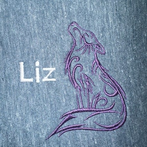 Howling Wolf Machine Embroidery Design File 5 Sizes, Wild Animal ...