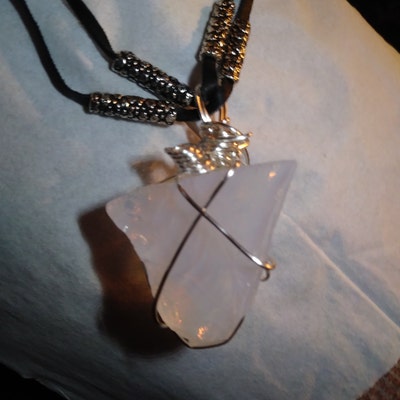 Merlin Green Andara With a Ethnic Cloth Necklace gold Rush Theme 18 ...