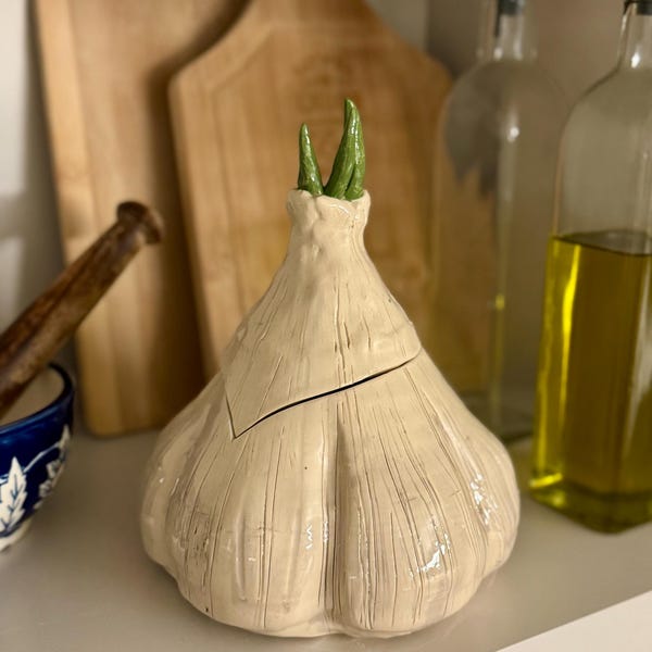 Ceramic Garlic Pot, Garlic Keeper, Pottery Garlic Holder, Cottage ...
