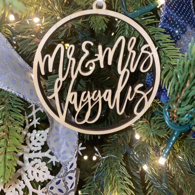 Newlywed Chistmas Ornament, Mr and Mrs Ornament, Newlywed Gift, Couples ...