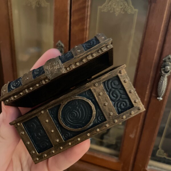 Skyrim Ruins Chest | Hinged With Storage | Hand Painted | 3D Printed - Etsy