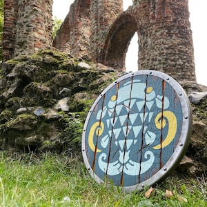 Steel, Wood and Leather Skyrim Solitude Hold Shield Replica Norse ...