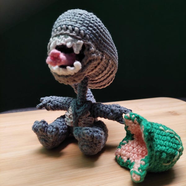 Crochet PATTERN Lil'xeno | Cute and Little Scary Amigurumi Alien From ...