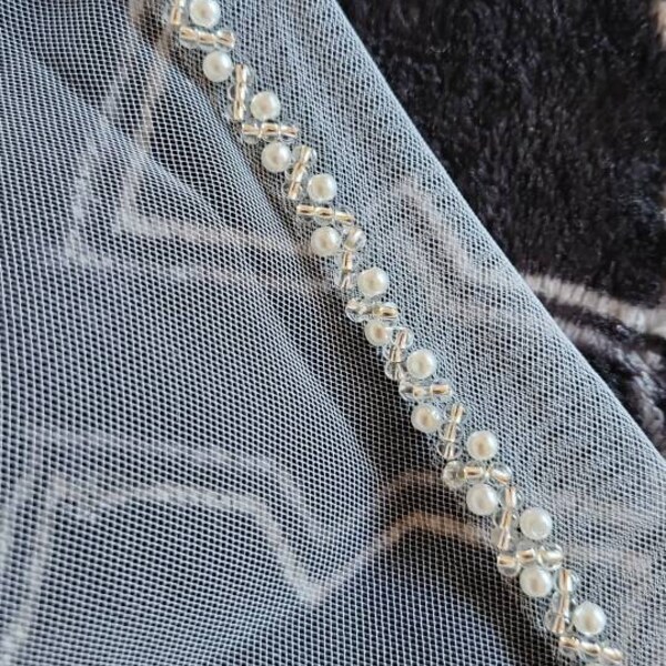 Beaded Bridal Veil, Pearls Edge Veil, Elegant Fingertip Veil, Crystal ...
