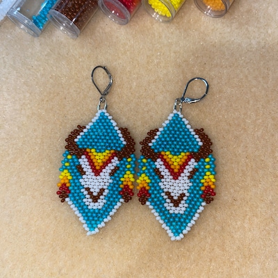 Brick Stitch Christmas Earring Pattern Seed Bead Poinsettia Earrings ...