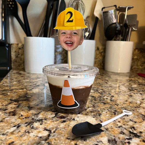 CONSTRUCTION PARTY CUPS - Dig in Party Cups Construction Truck Cups ...