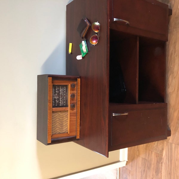 Vintage Cool 1948 Emerson Radio Model 1003 Now A Bluetooth Speaker Free ...