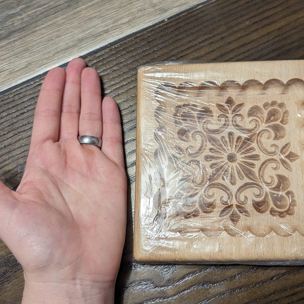 Wooden Stitching Pony for Hand Sewing Leather, Middle Size Stitching ...