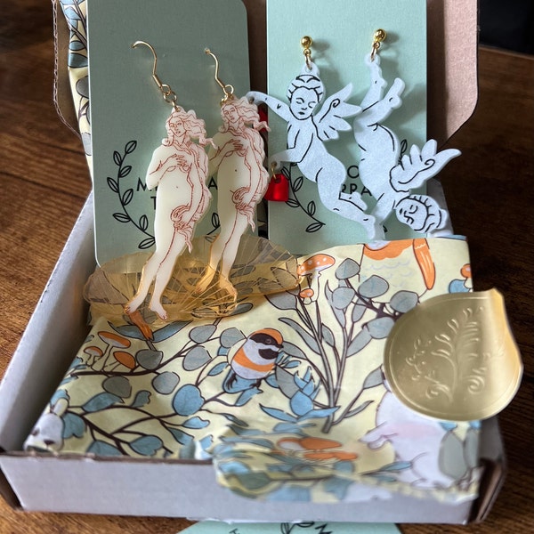 Gilded Birth of Venus Botticelli Acrylic Gold Filled Statement Earrings ...