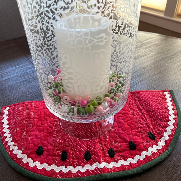 Watermelon Table Mat, Watermelon Table Topper, Quilted Watermelon Mat ...