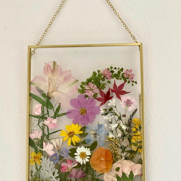 Pressed Flower Frame Botanical Art Frame Gift for Her Gift for Mom Real ...