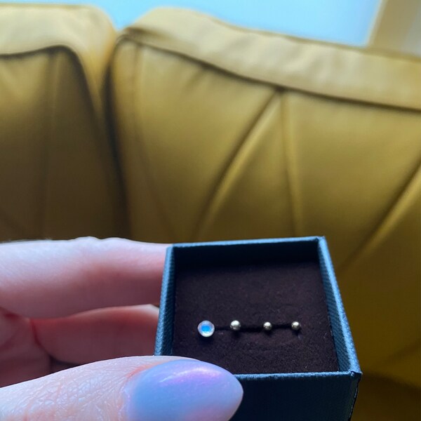 16G/18G/20G • Tiny Ball Threadless Push Pin Labret Stud • 2mm/2.5mm/3mm ...