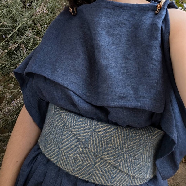 Drinking Horn Stand Odin's Ravens Hugin and Munin as Horn Holder Hand ...