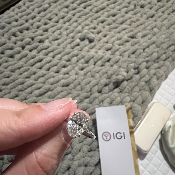 6 Carat IGI CERTIFIED F Color VS1 Clarity Round Cut Lab Grown Diamond ...