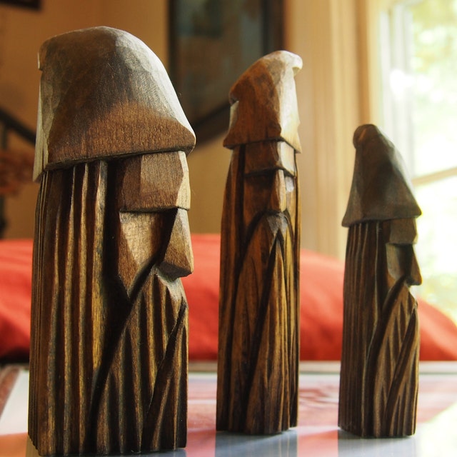 Wood Carvings of a Wizardly Nature by WizardsoftheWood on Etsy