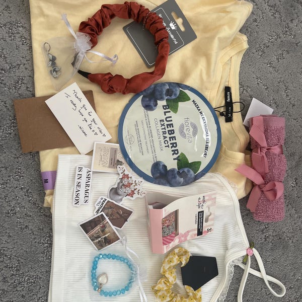 Cottage Core Gift Box | Surprise Bundle | Niromeshop - Etsy