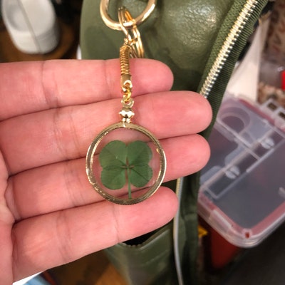 Good Luck Charm Gold Keychain With a Real Genuine Four Leaf Clover GK ...