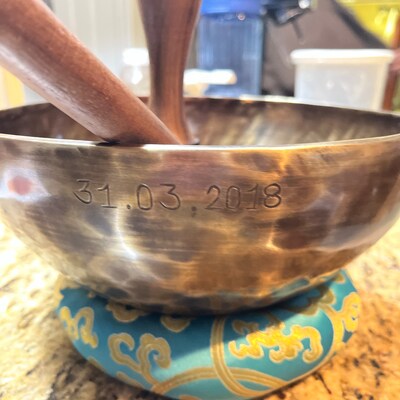 12 Inch Heart Chakra Full Moon Singing Bowl F Note large - Etsy