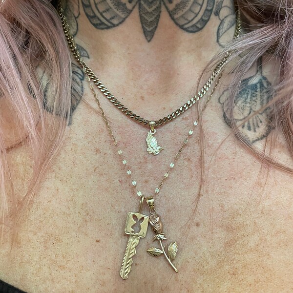 10k Solid Gold Prayer Hands Pendant: Religious Necklace - Etsy