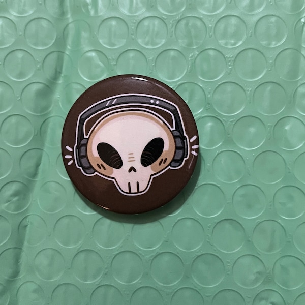 Aesthetic Skull Buttons! 1.5" - Etsy
