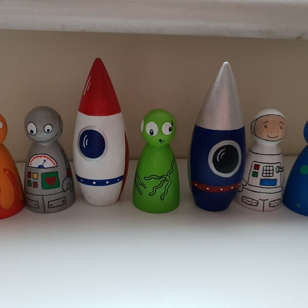 Space Peg Dolls, Astronaut Doll, Wooden Rocket Toy, Outer Space Playset ...