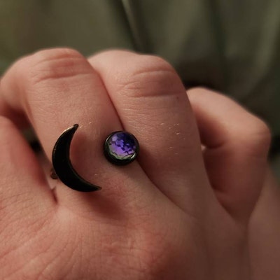 Realistic Eyeball Pin Button 6 Colors Available Grey Green Aqua Blue ...