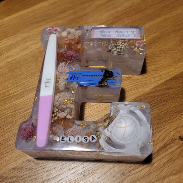 Handmade Baby Birth Keepsake Resin | Customizable Souvenir With ...