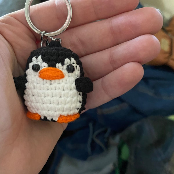 Crochet Penguin Keychain, Keyring Mini Penguin - Etsy