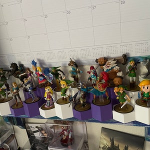 Amiibo Display Stand Modular Holds 4 per Module - Etsy