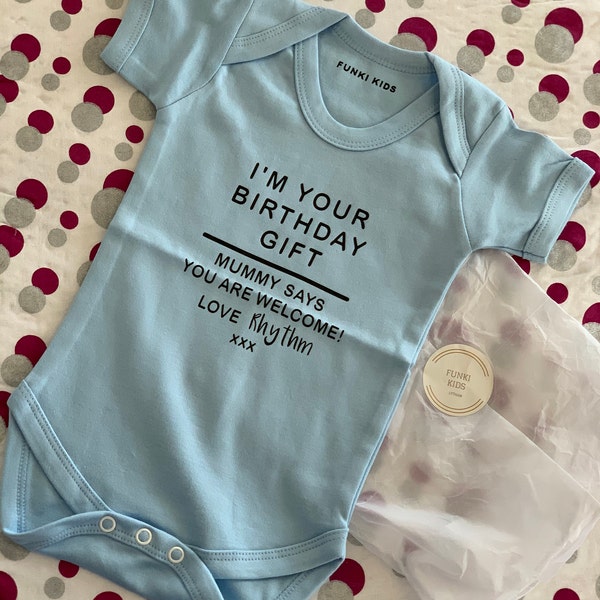 Hello World I'm - Name - Personalised Baby Vest - Name - 2020 - Pink ...