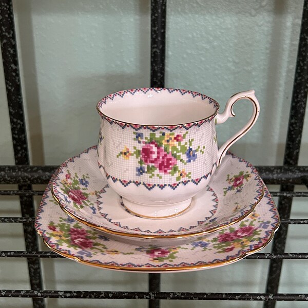 Vintage Bazaar Crafts Instruction Book by Demis 1984, 30 Quick Easy ...