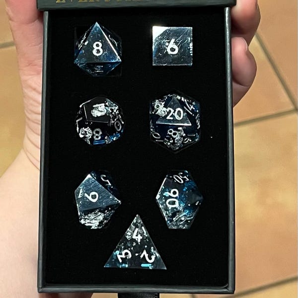 Coldhearted - Icy Blue Gradient Handmade Resin Sharp Edge Dnd Dice Set ...